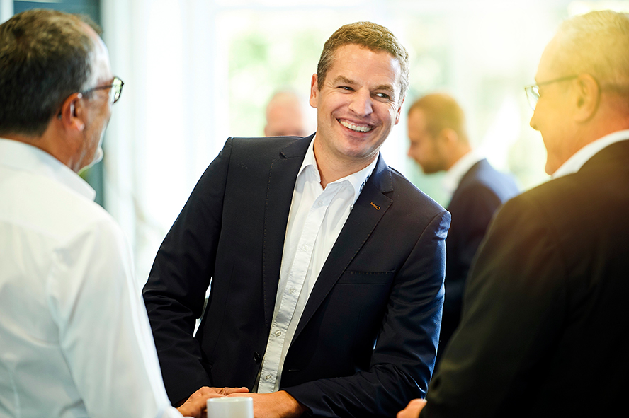 Ihre Ansprechpartner - Rupp und Hubrach - Brillengläser und Veredelungen